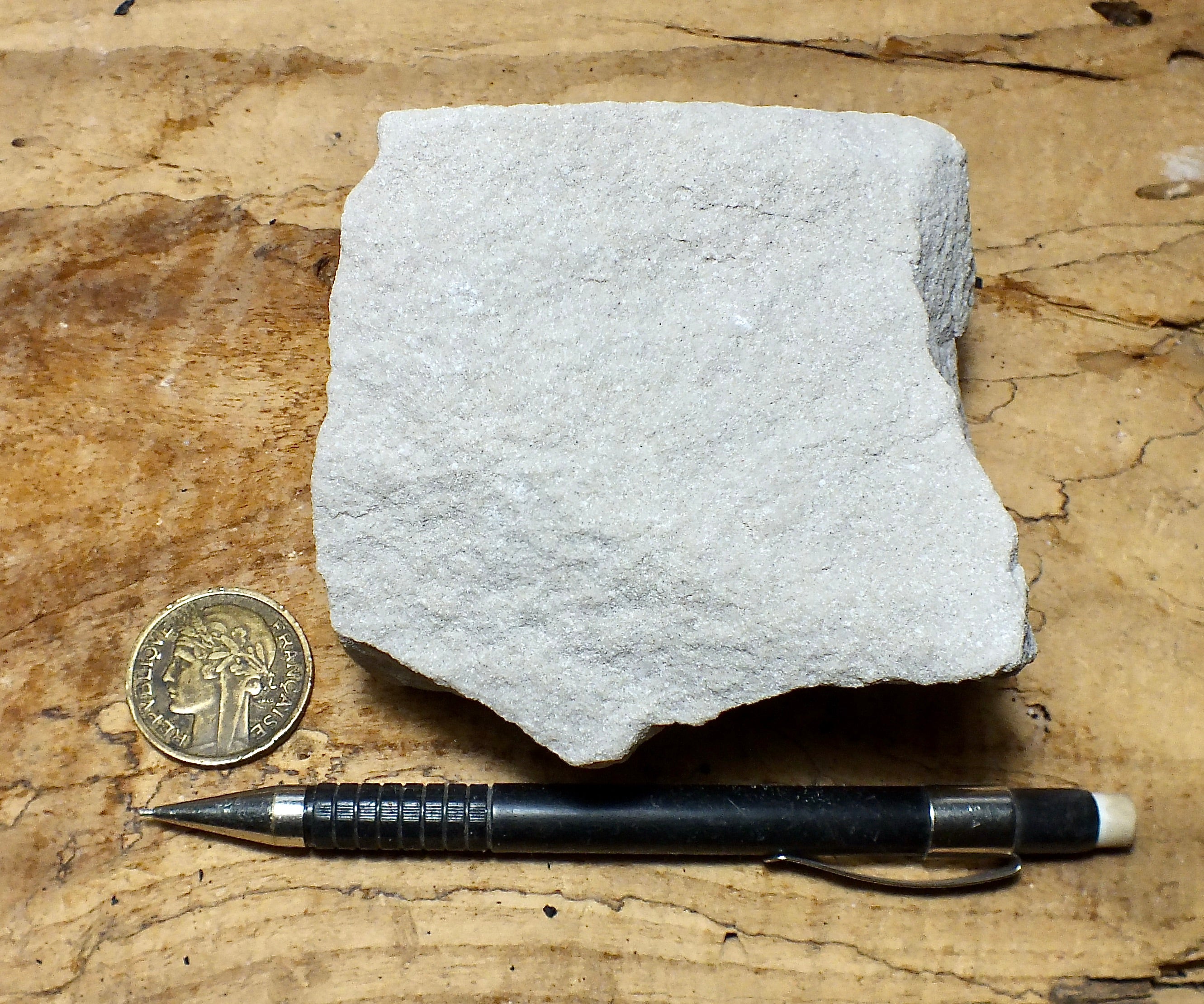 sandstone - Jurassic fine-grained white Navajo Sandstone, naturally bl ...