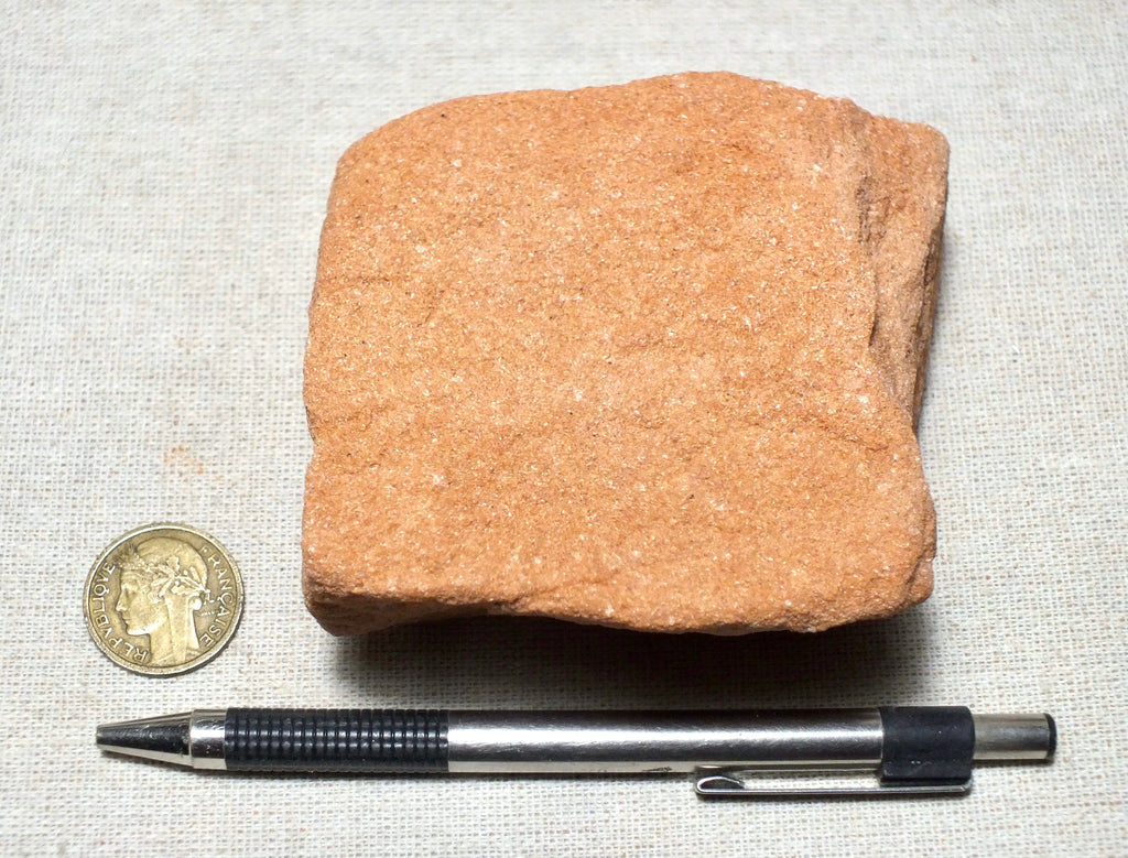 sandstone - teaching hand/display specimen of the Navajo Sandstone, a ...